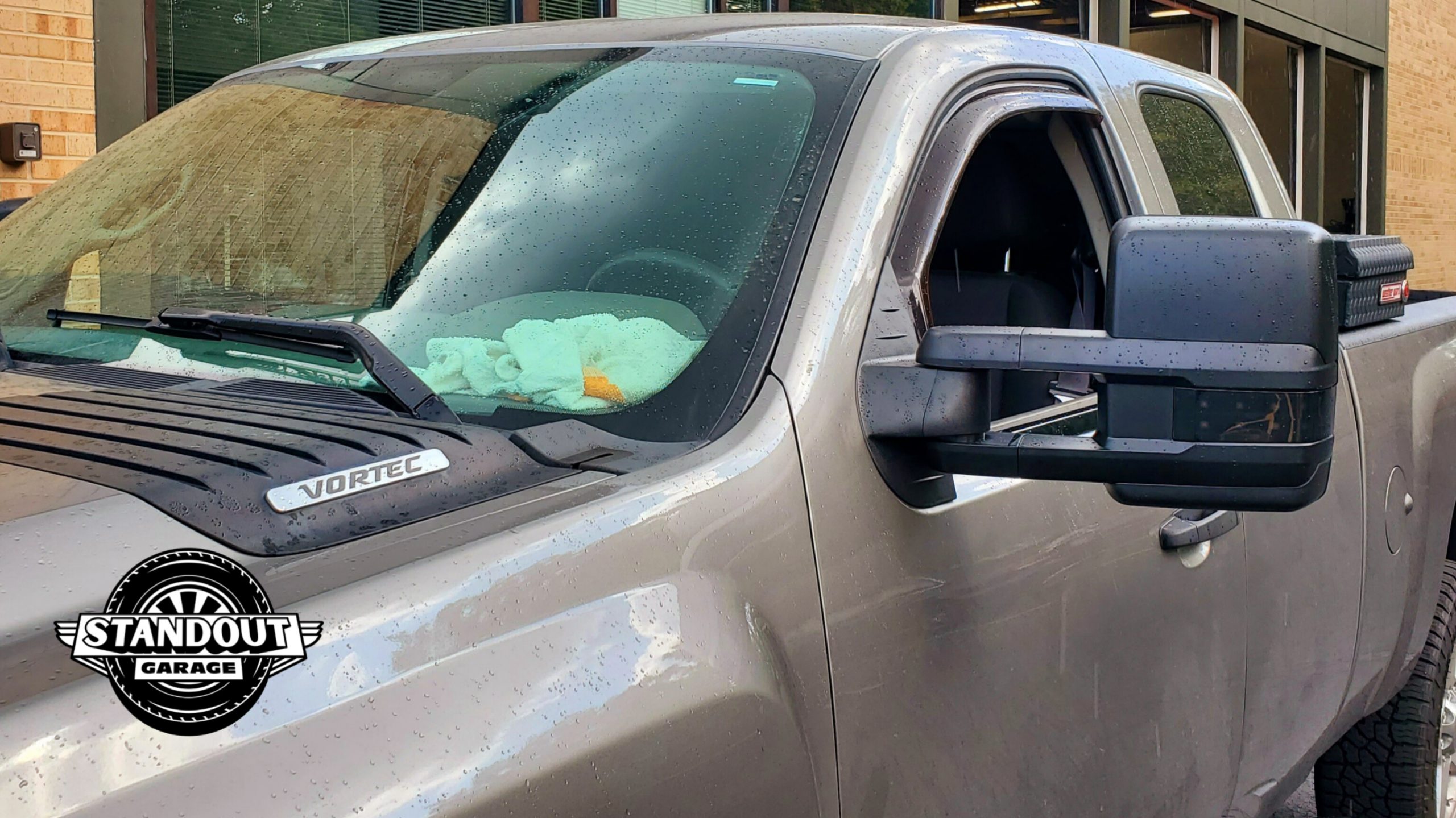 Chevy Silverado 2500 Leveling Kit, Steps & Mirrors - Standout Garage