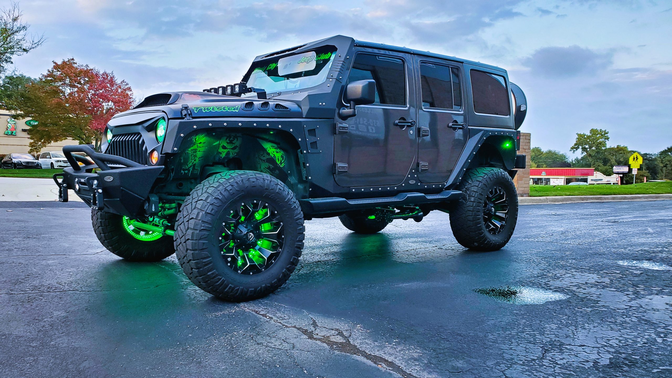 Jeep Wrangler Train Horns & Wheel Lights - Standout Garage