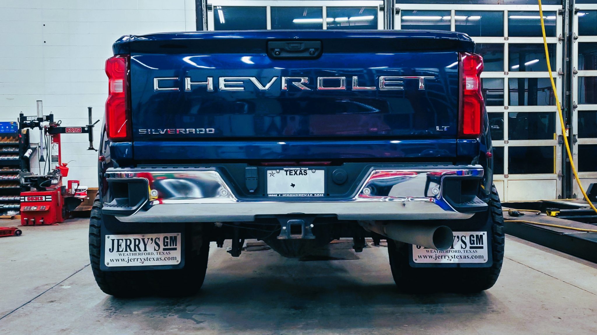 Dually Lift Kit Installation - Standout Garage